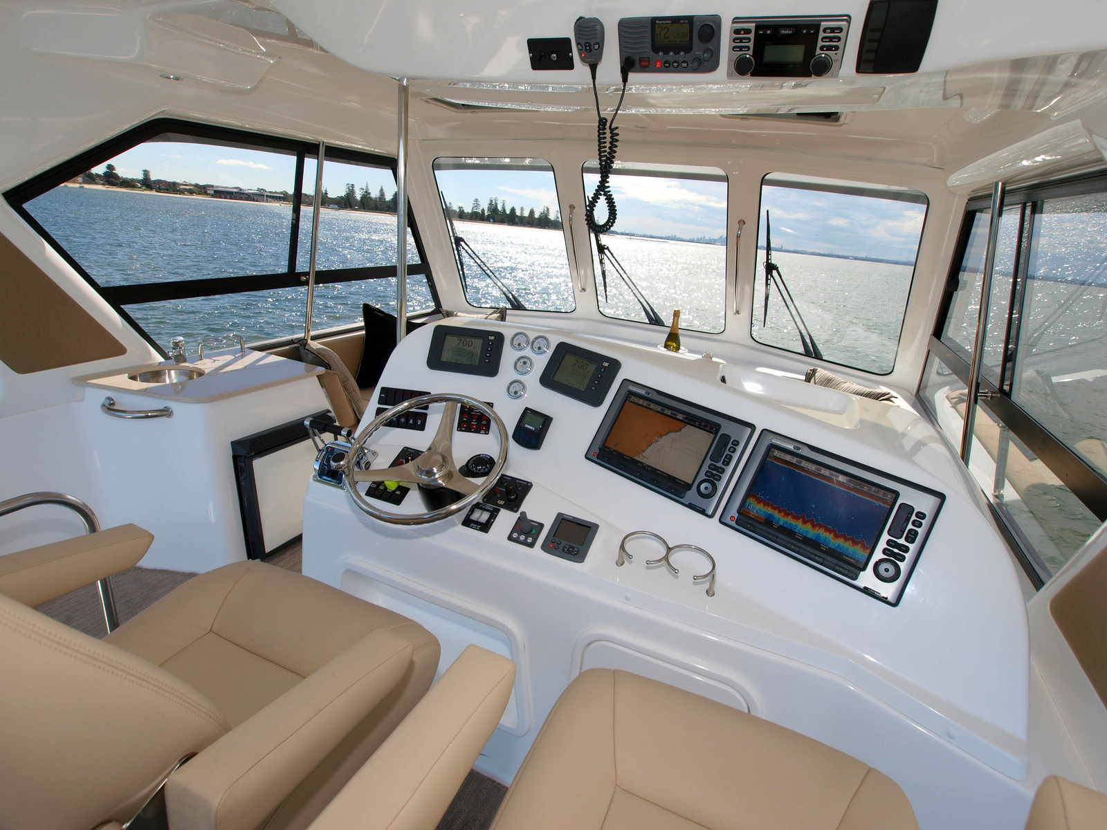 C49 Flybridge Cruiser | New Boats for Sale | Gippsland Boat Supplies